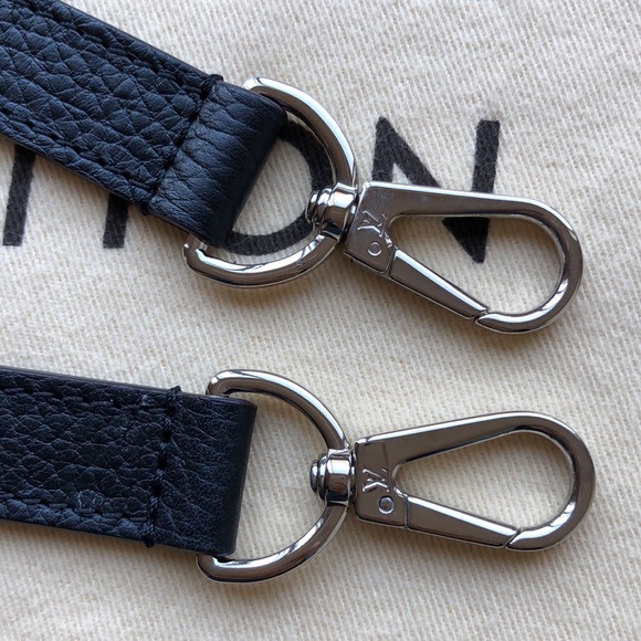 Louis Vuitton | Accessories | Authentic Louis Vuitton Black Leather ...